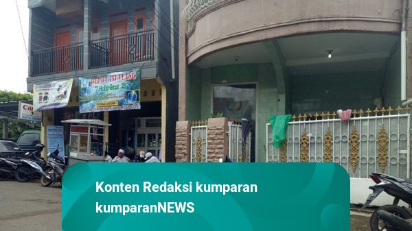 Barang Milik Firza Husein Seperti di Foto Balada Cinta Rizieq Disita ...